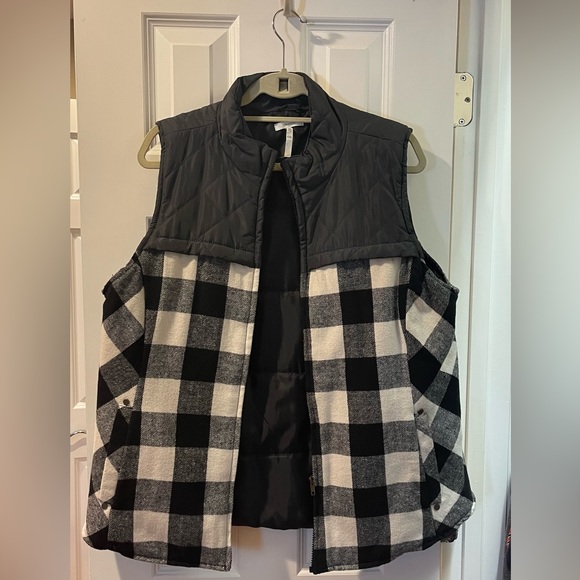 Maurices | Jackets & Coats | Maurices Black And White Checkered Vest ...